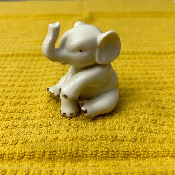 Lenox | Accents | Lenox Elephant Ivory With Gold Accents Small | Poshmark